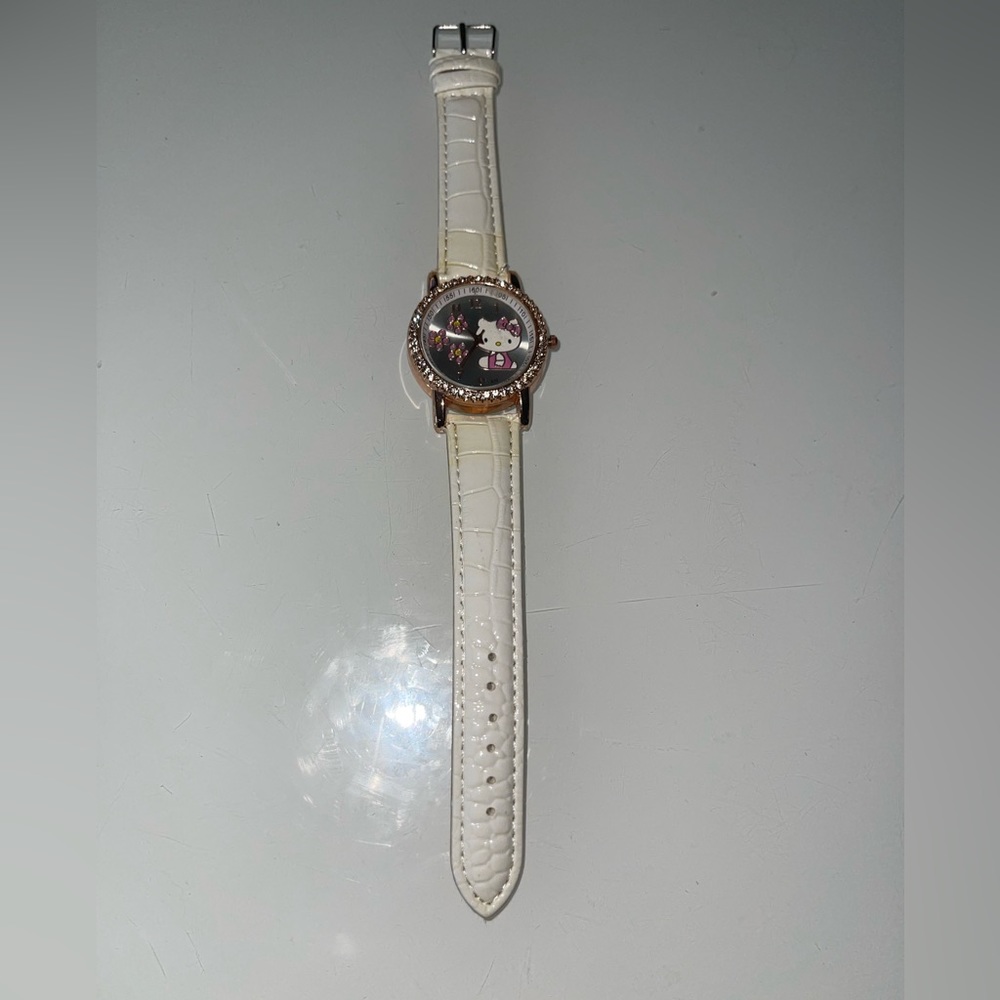 Hello Kitty Vintage Watch - Gem